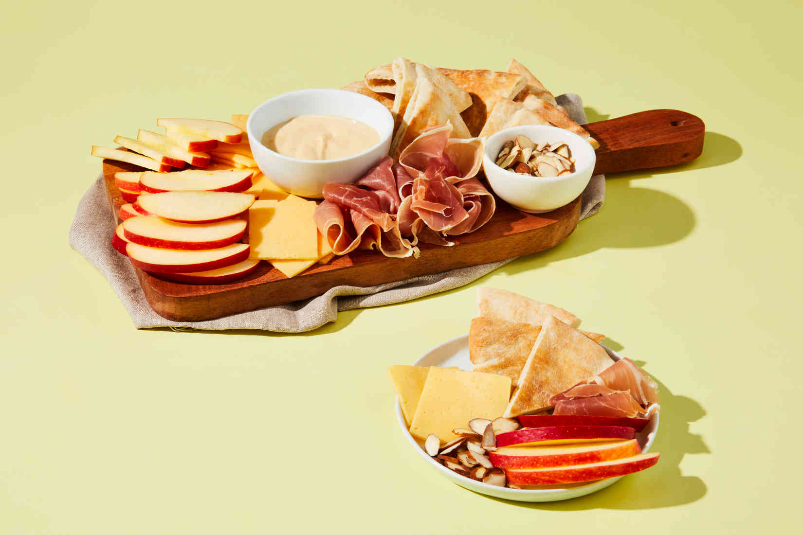 Breakfast-Snack-Board-with-Prosciutto-plus-Gouda-Apple-Pita-Wedges ...